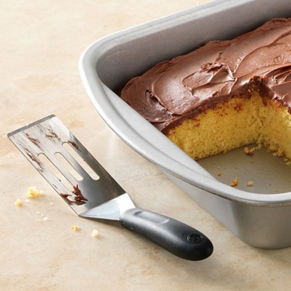 Pampered Chef | Kitchen | New Pampered Chef Mini Serving Spatula | Poshmark